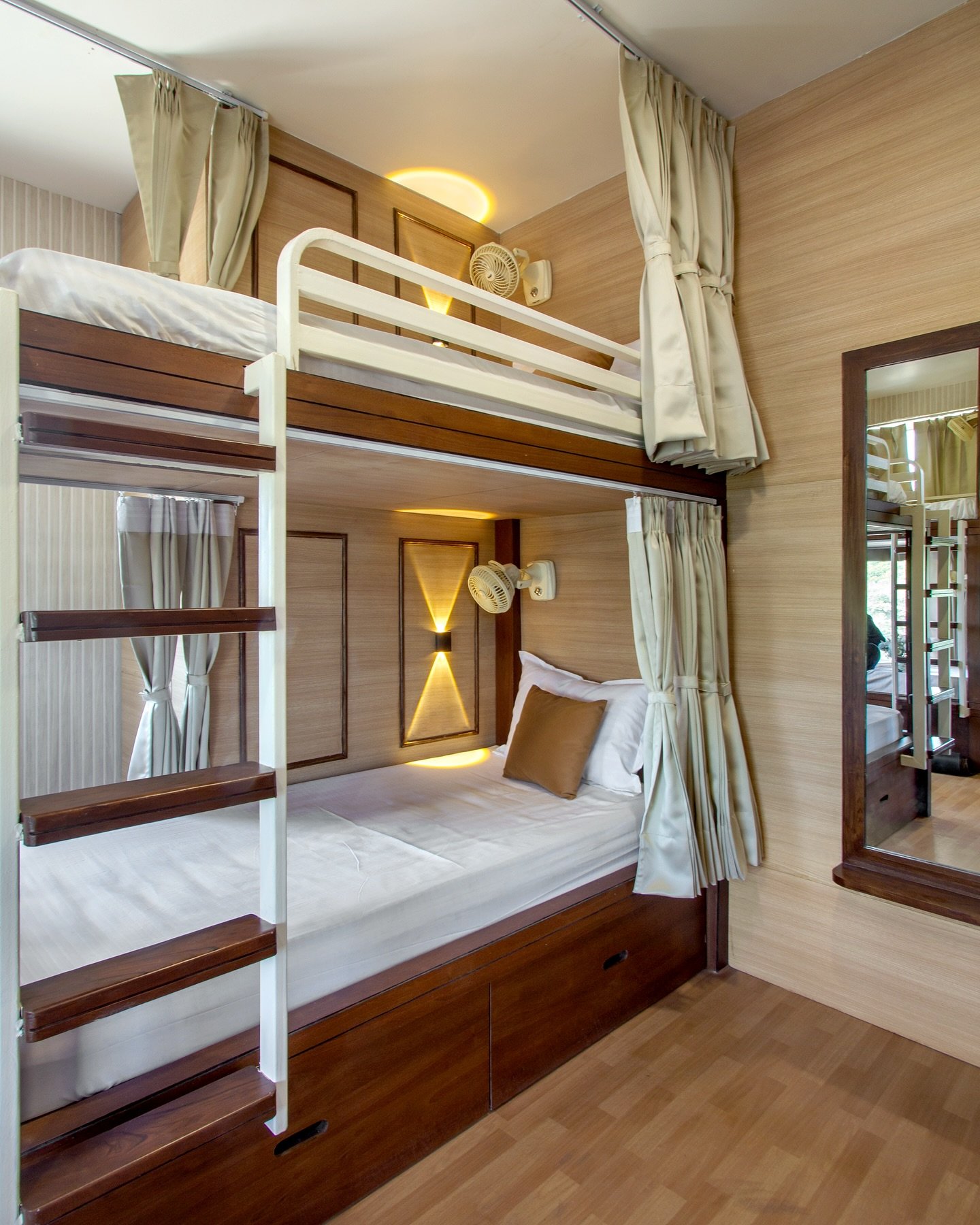 15 Dorm Room Luxury Ideas: Transform Your Space into a Stylish Retreat