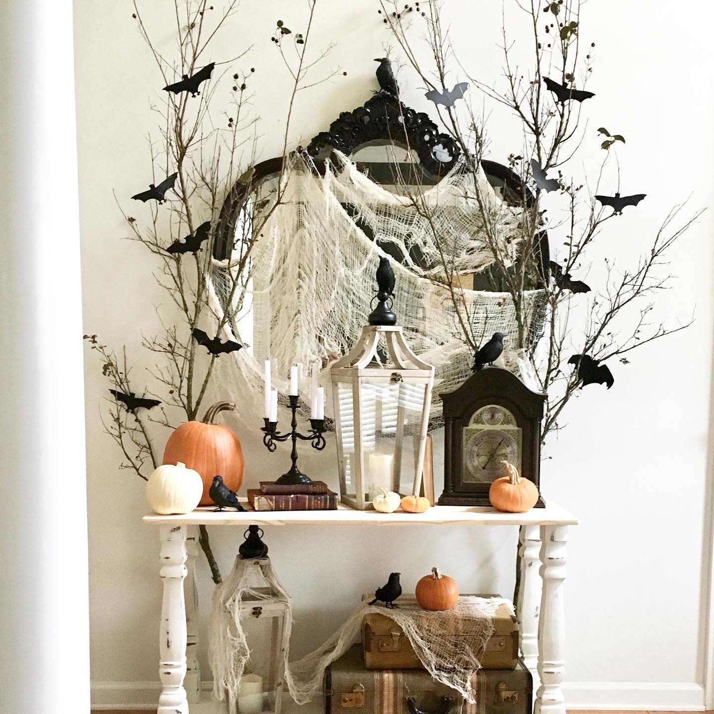 16 Halloween Entry Table Ideas | Spooky & Stylish Decorating Tips