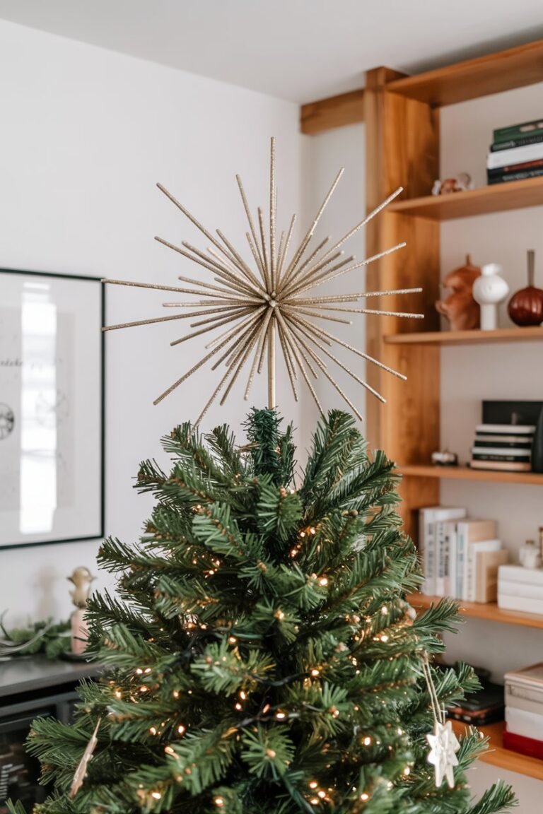 20 Christmas Tree Topper Ideas to Crown Your Holiday Decor